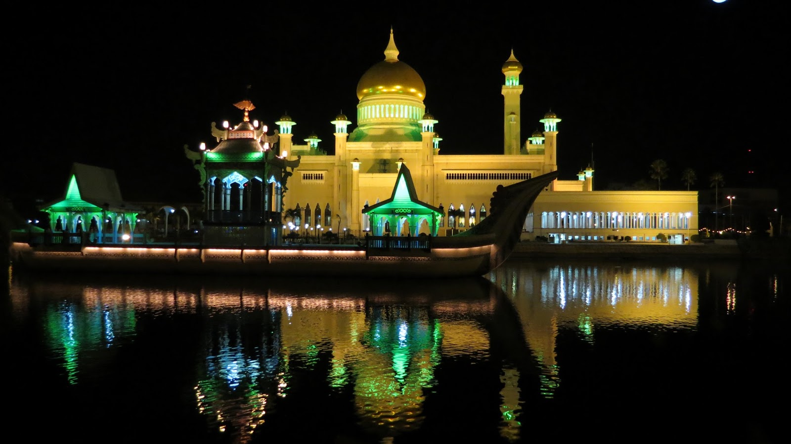 Top Attractions in Brunei Darussalam