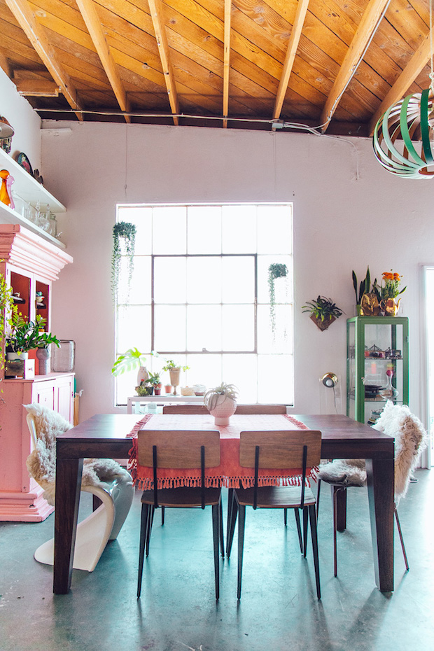 my scandinavian home: A happy and relaxed, boho studio in L.A