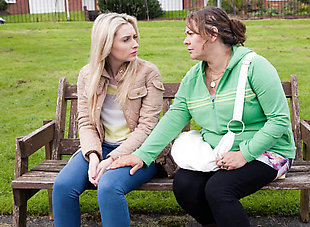 Skyline: Hollyoaks Latest:Mitzeee's Sister arrives