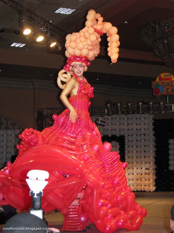 CoolFunClub: Twisted Balloon Outfit Fashion