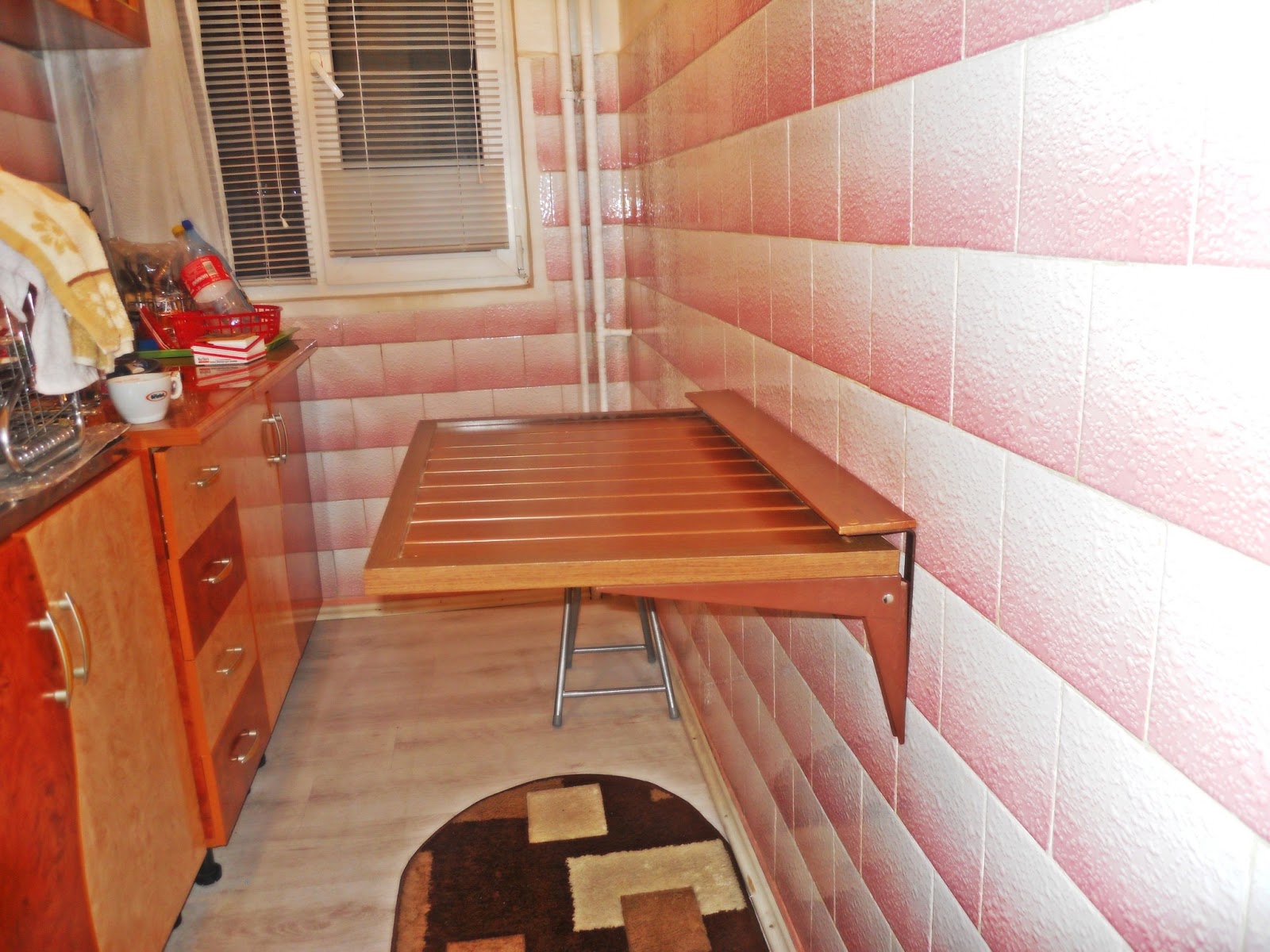 Masa plianta rabatabila pentru bucatarie: Imagini