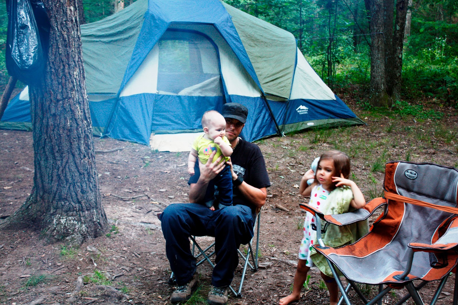 Going Mamarazzi: Daddy, daughter, and neighbors go camping