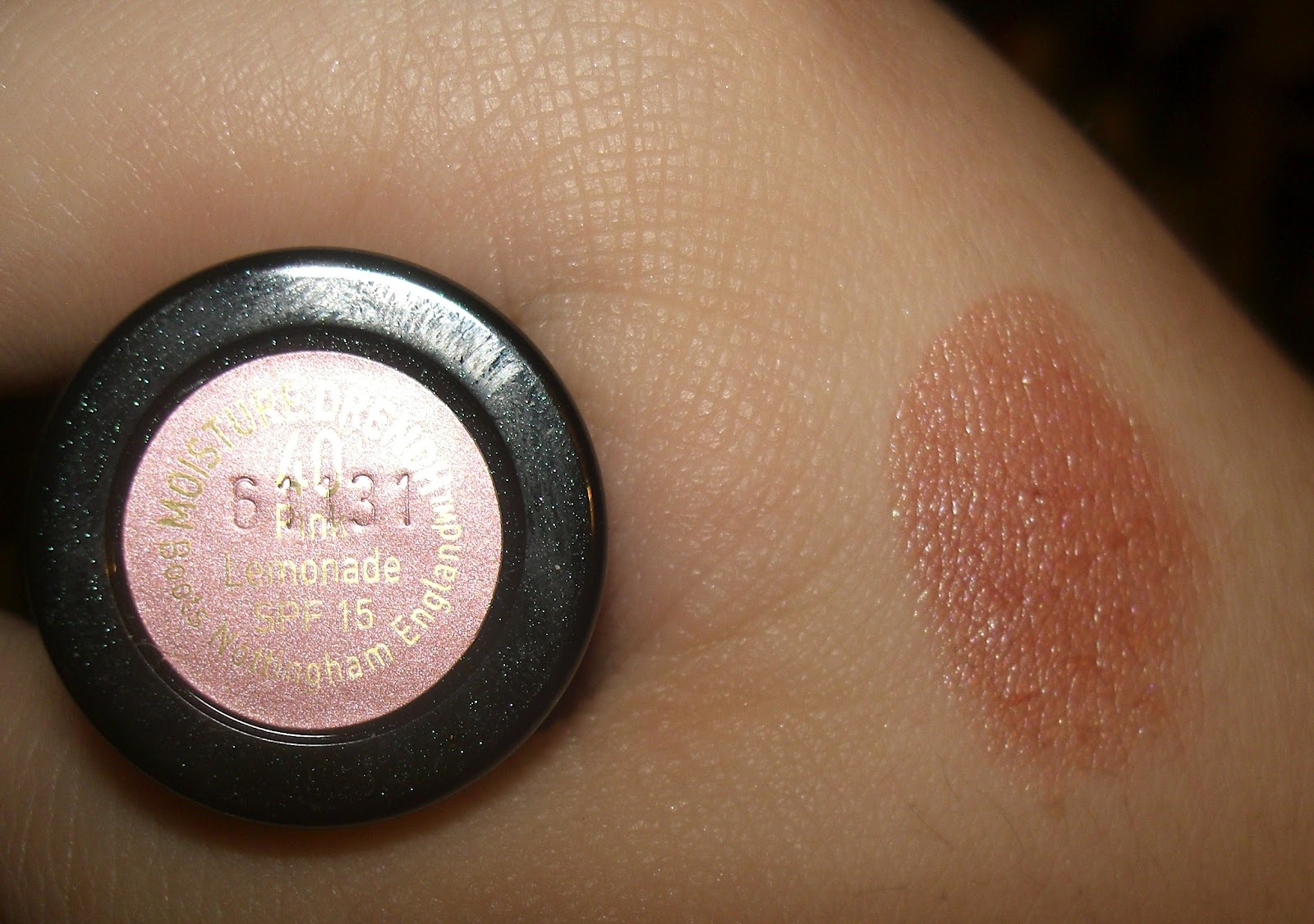 Zoe - Lianne Beauty and Lifestyle Blog: Review: No 7 Moisture Drench ...