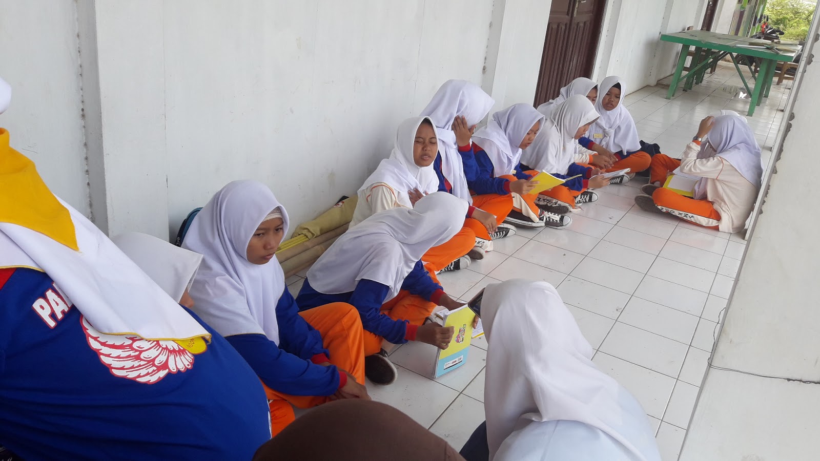 BALIFALD.COM: PELANTIKAN PMR SYAL KUNING