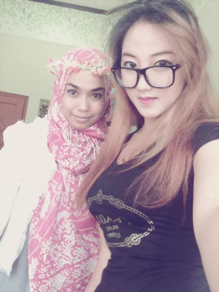 Hijabers Seksi Davine Cewek Berjilbab Bening Secantik Putri Raja