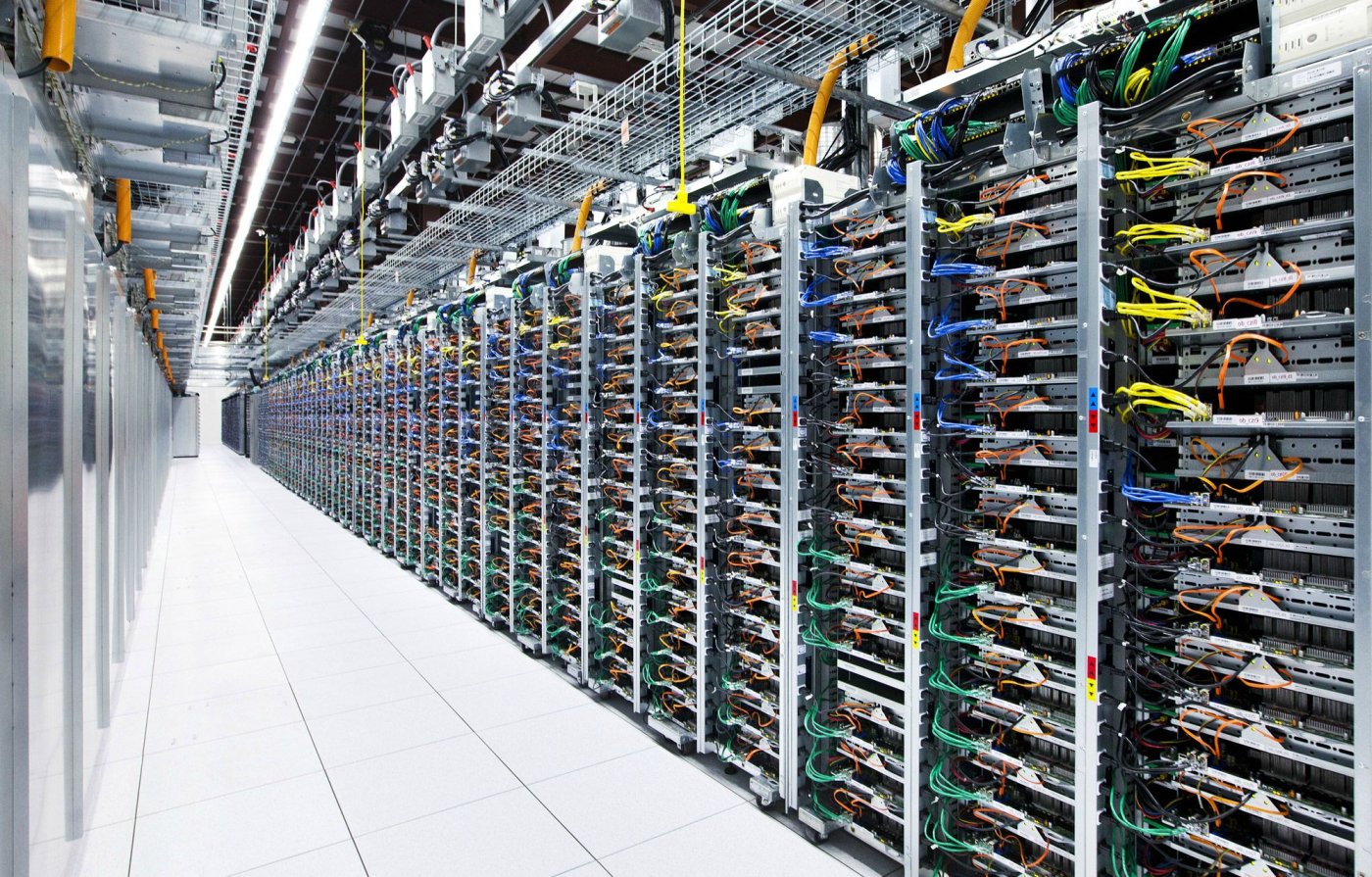 Museo de Informática: Novedosos Data Centers