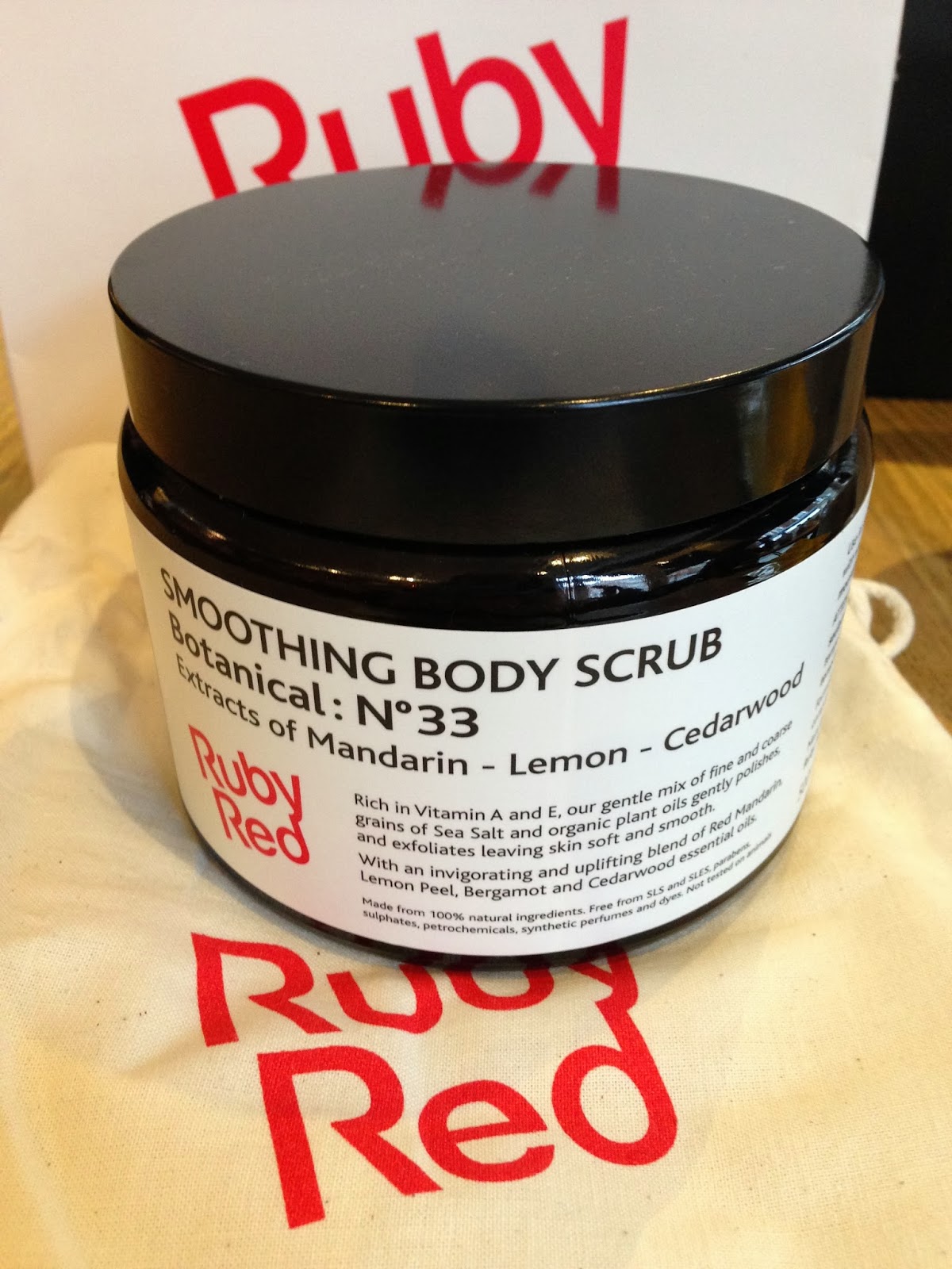Winter Dry Skin Saviour: Ruby Red Soothing Body Scrub