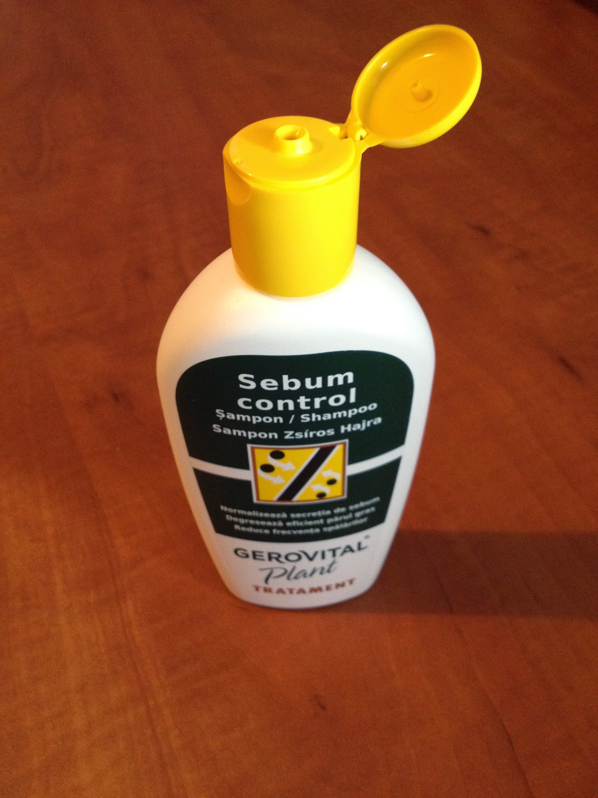 Gerovital Sebum Control shampoo-treatment - review | Monica's beauty in ...