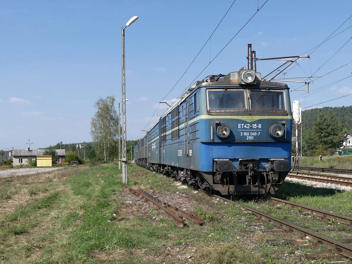 Class 66603 + E6ACTd-103 + ET42-15 + ET22-1150 na stacji Sitkówka ...