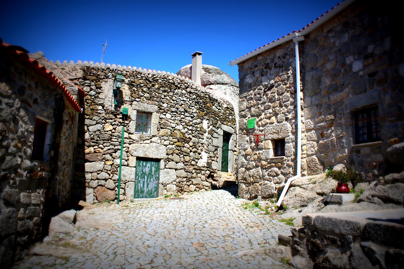 Beira Interior. As aldeias históricas de um mundo que é nosso.
