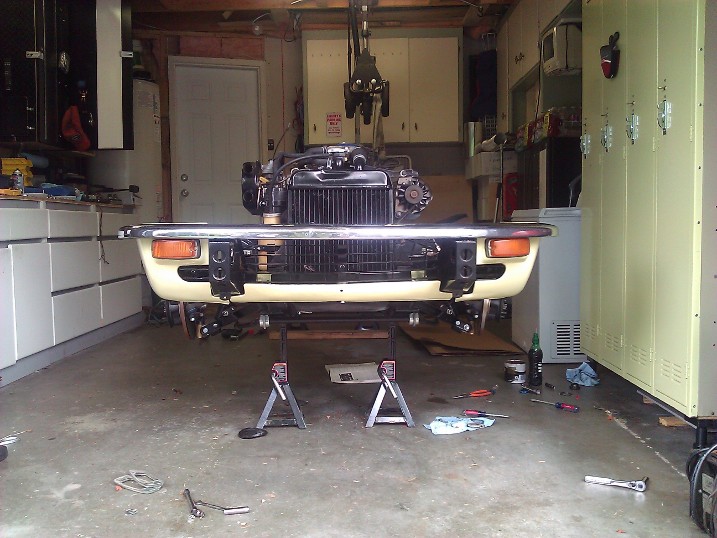 1973 Triumph GT6 Mk3: Body Back on the Frame!