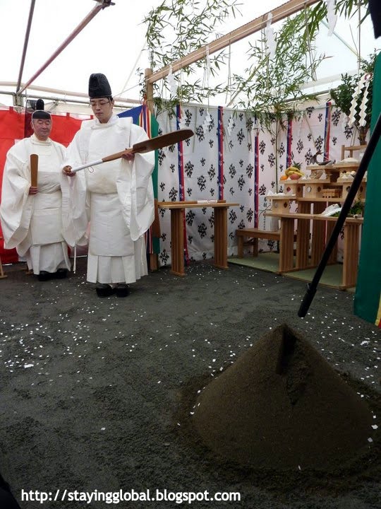 A Japanese Life: Building Home : The journey from Groundbreaking to ...