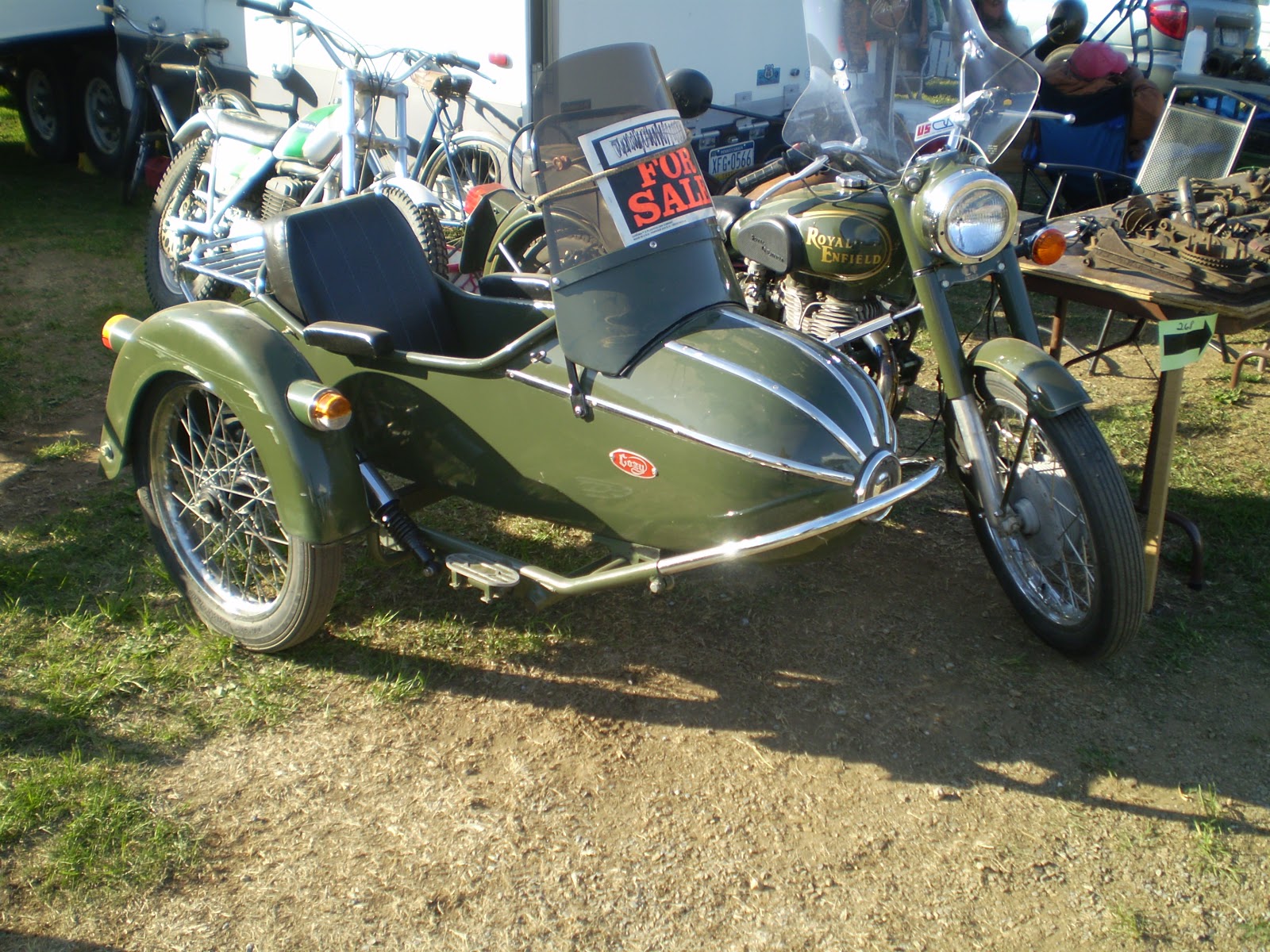 small garage: Motorcycle sidecars