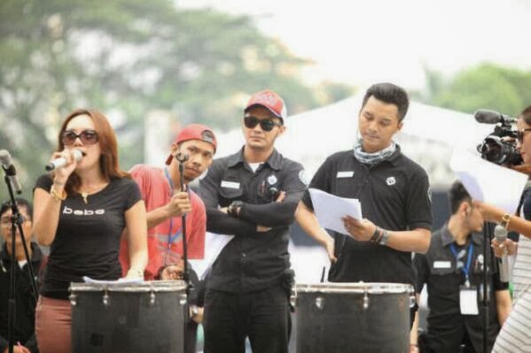Azzam Alfa: FOTO Crew/Kru TRANS TV YKS Yuk Keep Smile #23