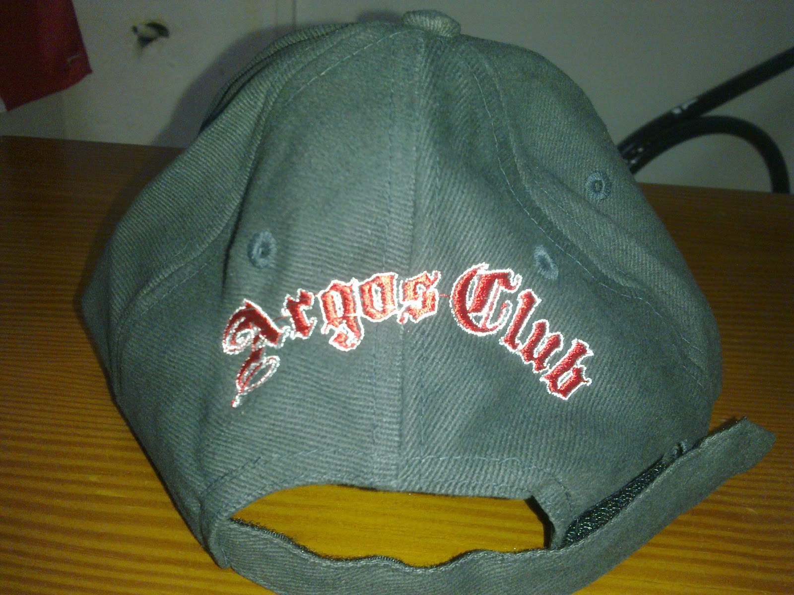 Argos Gate - 7: ΚΑΠΕΛΑ ARGOS CLUB OLYMPIAKOS GATE 7. ΤΙΜΗ 10 ΕΥΡΩ