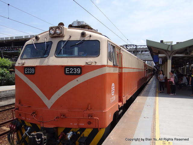 Blair's 鐵道攝影: E239電力機車 / TRA E239 Electric locomotive