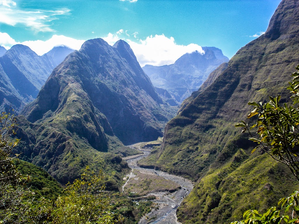The Pingsh Blog: sous le pont coule la rivière ...de galets