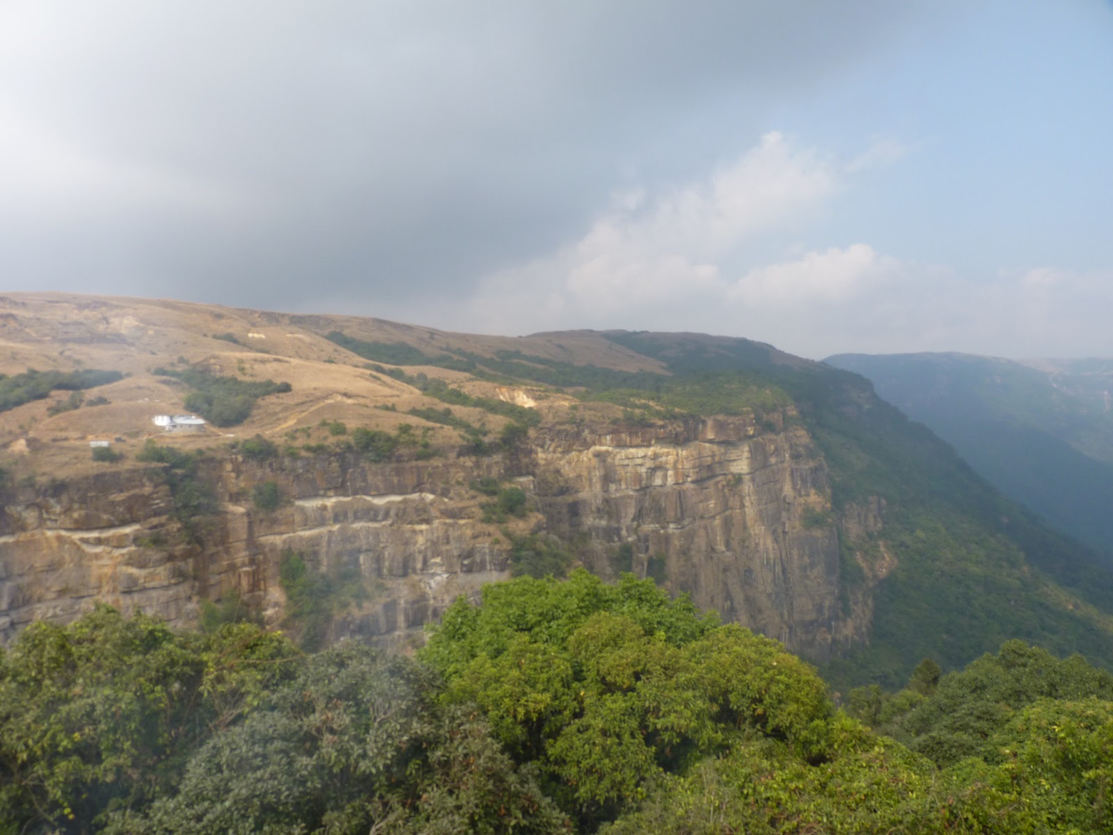 Walk In the 'Country Of Clouds'- Shillong | Delightful Destinations