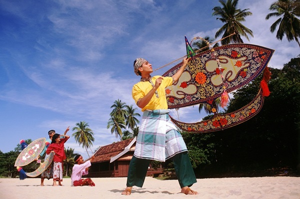 WARISAN BUDAYA MALAYSIA: WARISAN-WARISAN BUDAYA MALAYSIA