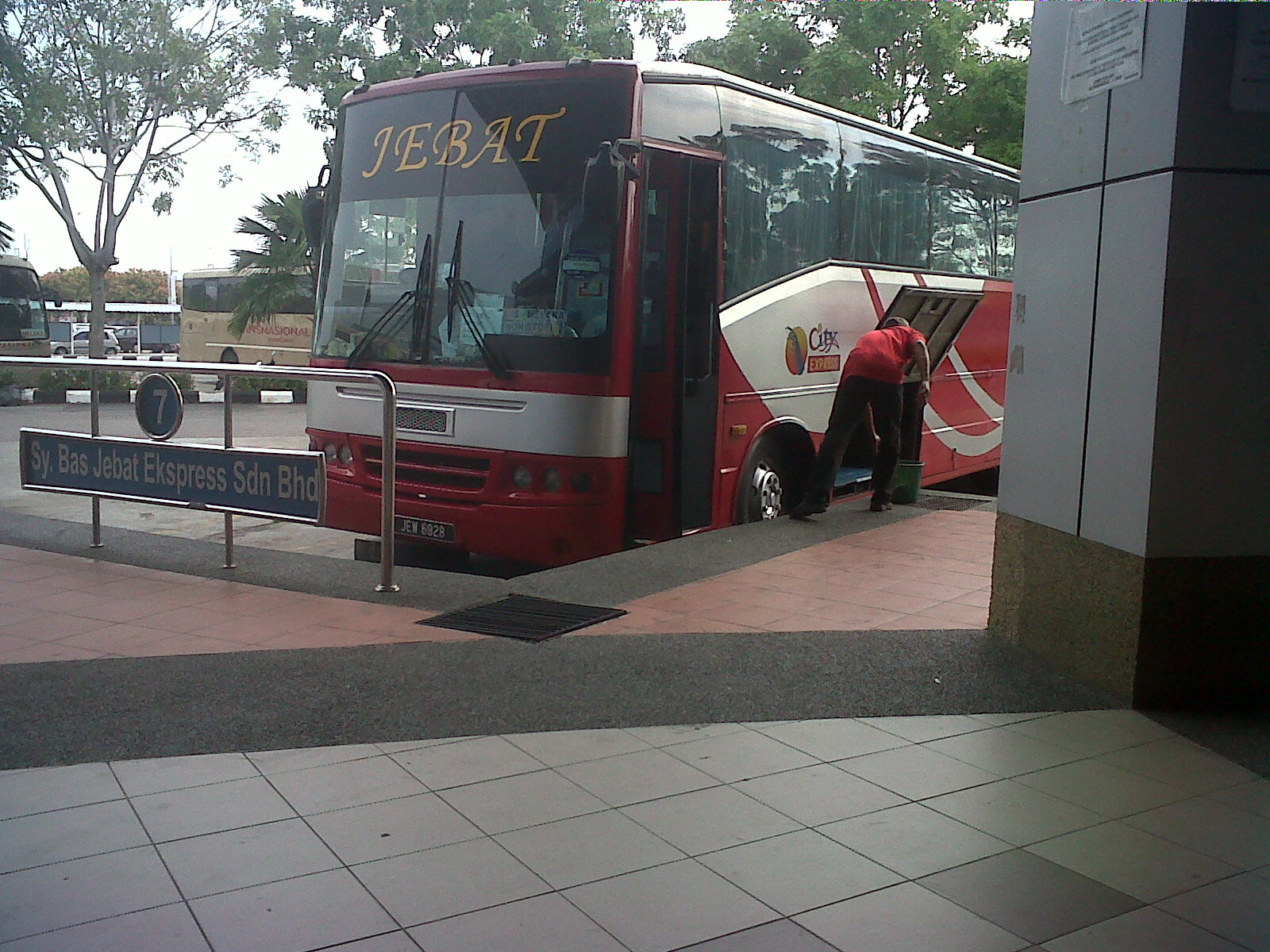 PeMiNaT BaS AimAn....(UBT Group): MALACCA TRIP 25/3/2012