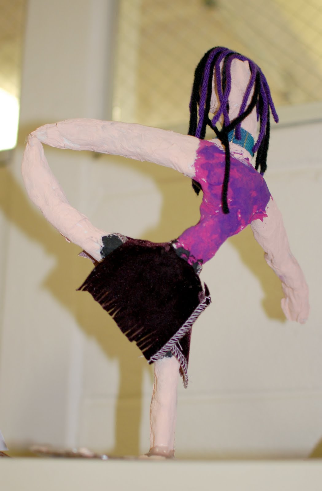 The Zippity Art Blog: Papier Mache People! - 2nd Grade