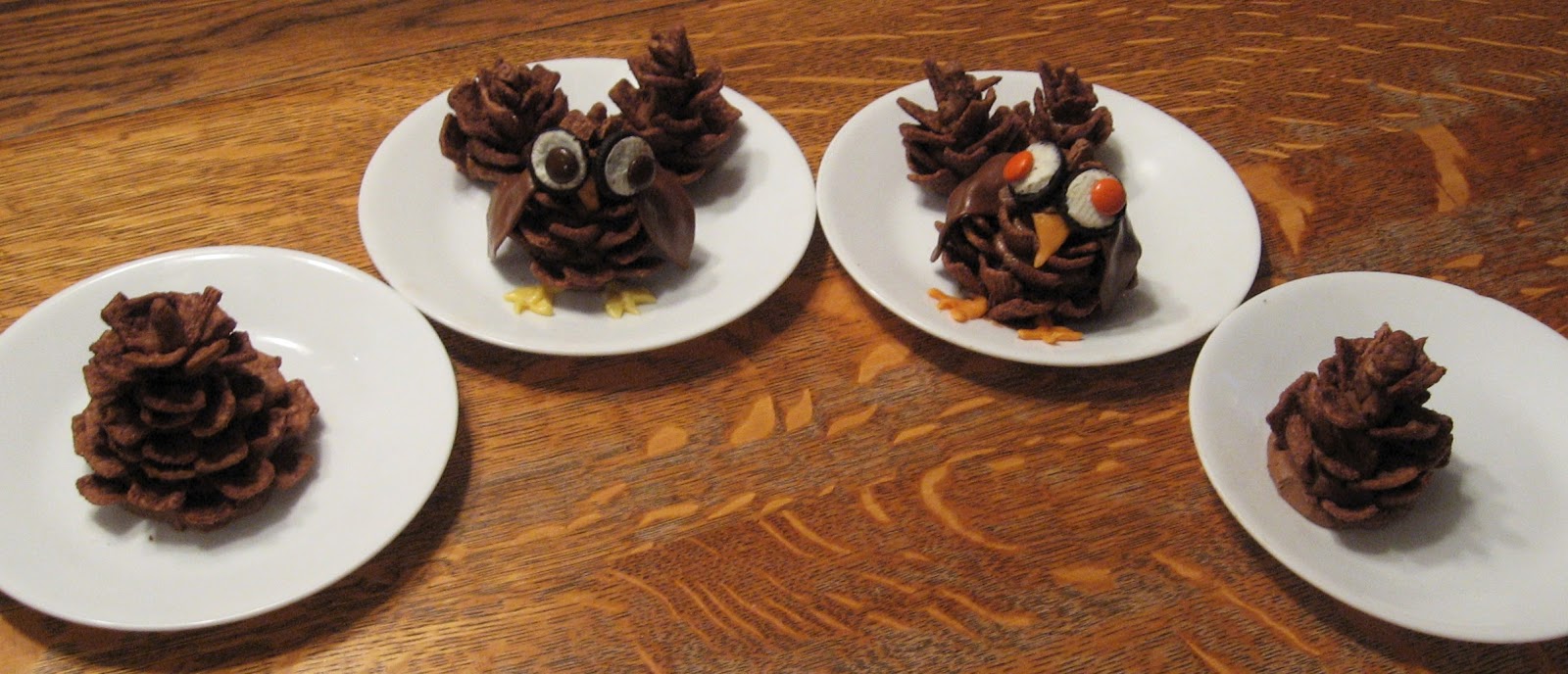 Almost Unschoolers: Edible Pine Cone Owl Snacktivity