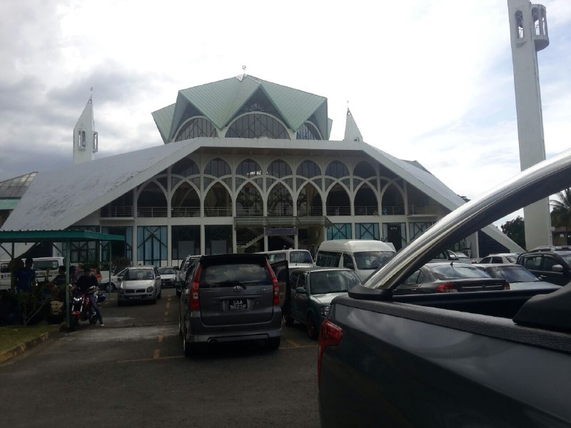 Uniknya Rumah Allah ( Masjid ) Di Pekan Tuaran