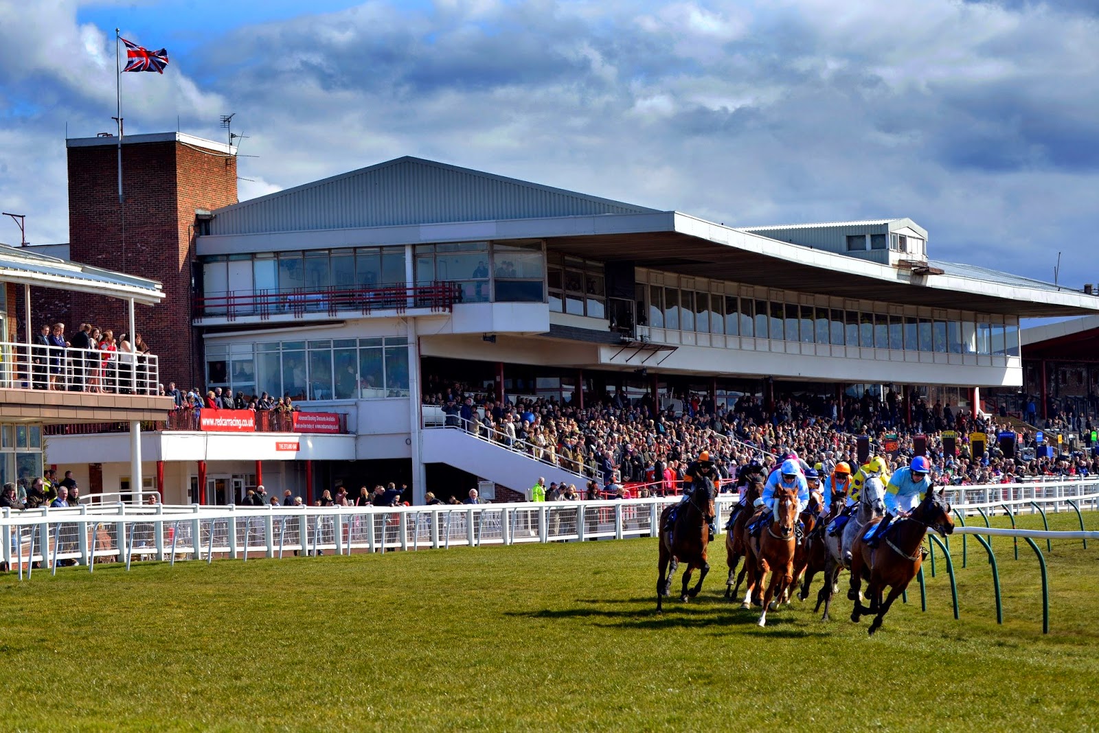 All The Racecourses - Horse Racing Nostalgia: Redcar Racecourse