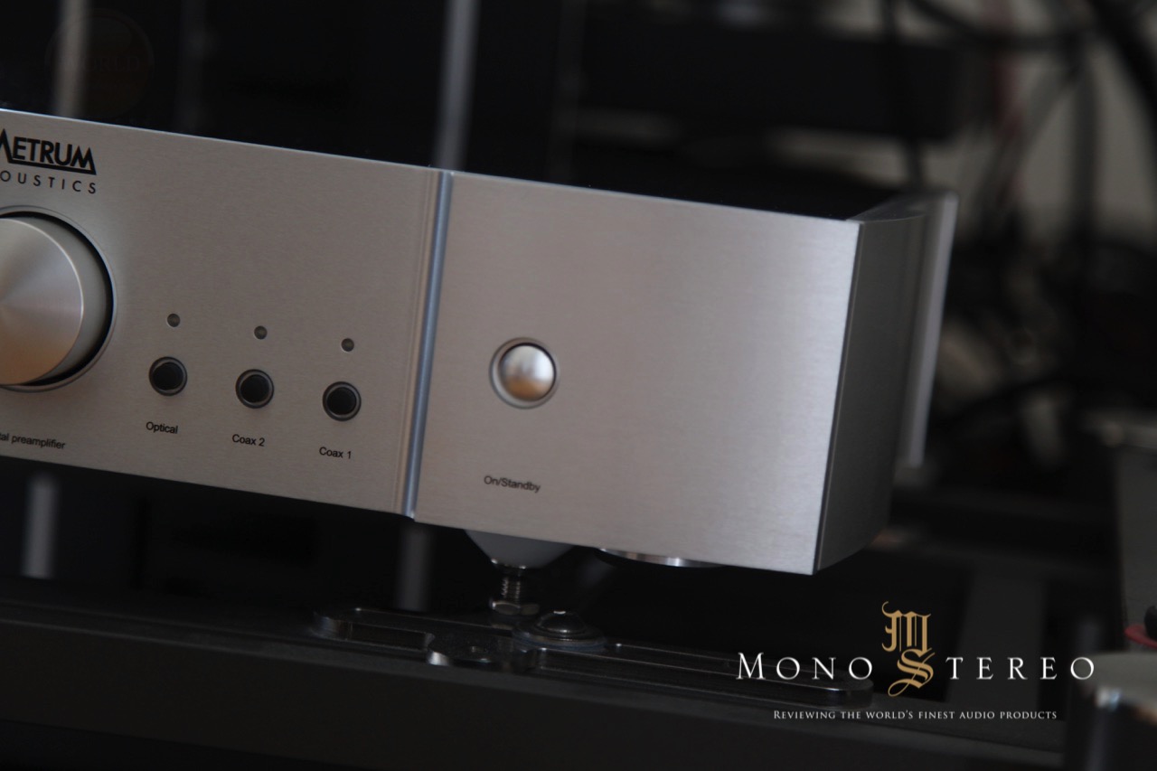 METRUM ACOUSTICS ADAGIO NOS DIGITAL PREAMPLIFIER – M & S | Ultimate ...