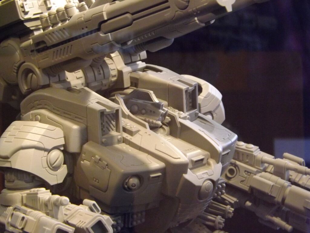 Kris Wall Minis: Tau Empire KX-139 Ta'unar Supremacy Armour