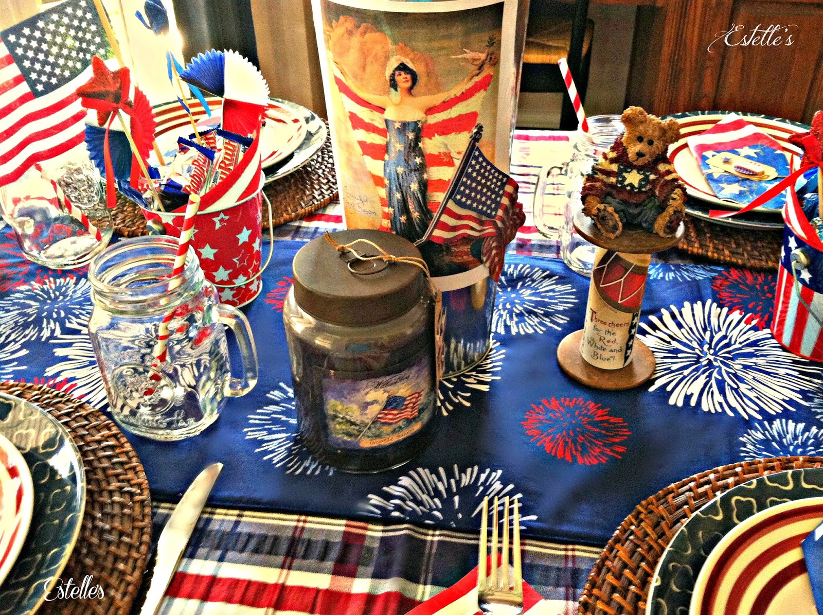 Estelle's: AMERICANA ON DISPLAY