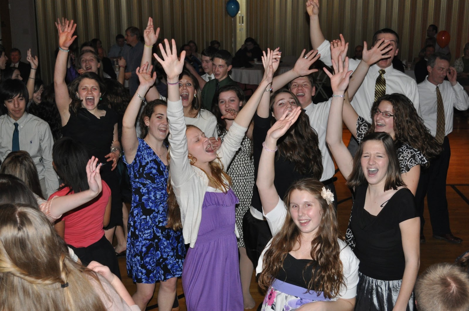 From Heaven and Earth: SOME MORMON DANCE FUN!