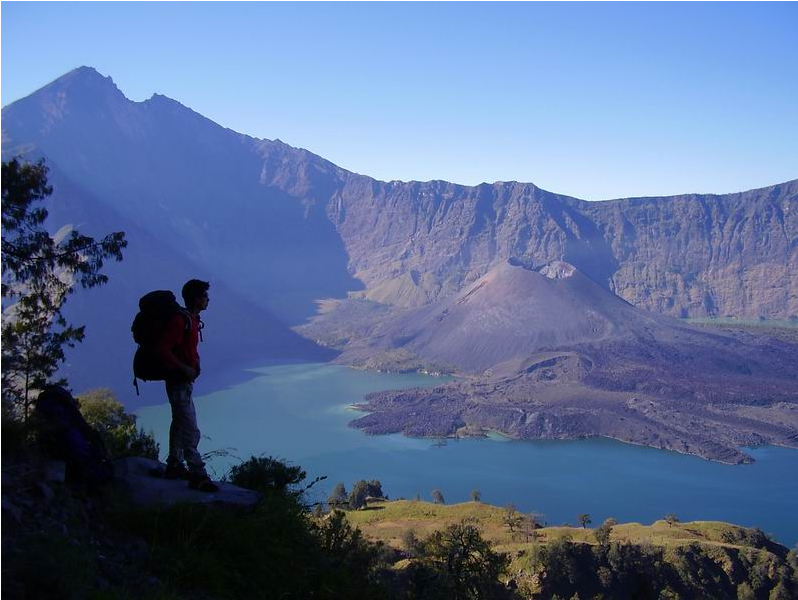 Pesona Pemandangan Gunung Rinjani Indonesia ~ Sahabat Informasi