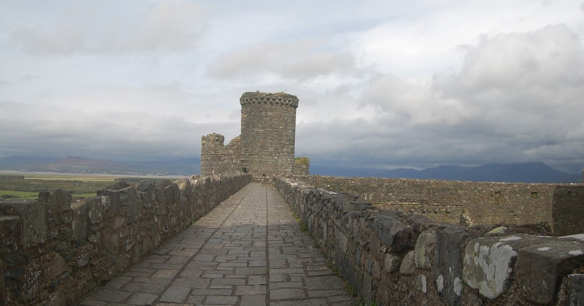 Emerald Post: Anatomy of a Castle: Castle Walls