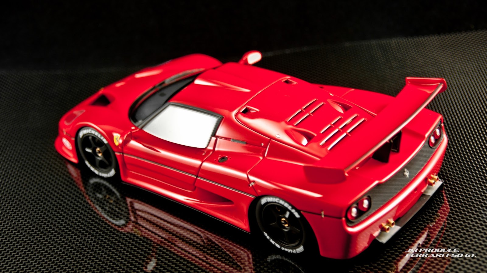 *: Ferrari F50 GT 1996 (APM 1:18)