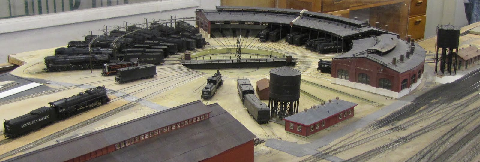 Models and Kitbashes by NightOwlModeler: Busy Times in Bakersfield ...