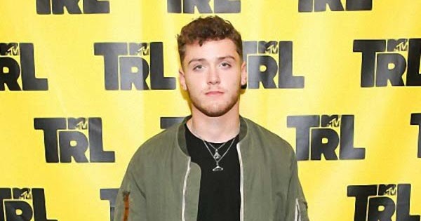 Celebrity Heights | How Tall Are Celebrities? Heights of Celebrities ...