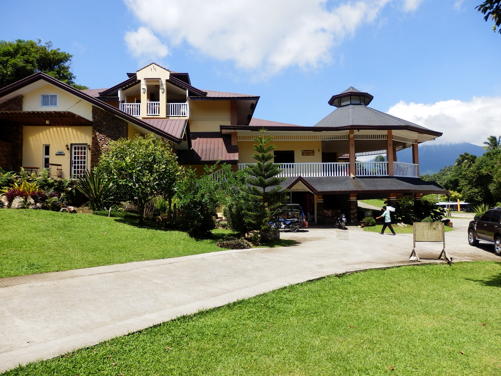 Batis Aramin Resort and Hotel