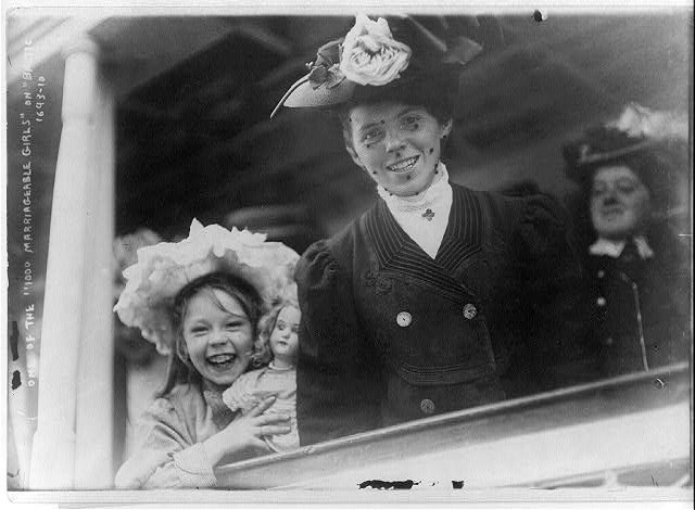 41 Rare Vintage Photographs of Ellis Island Immigration in the Early ...