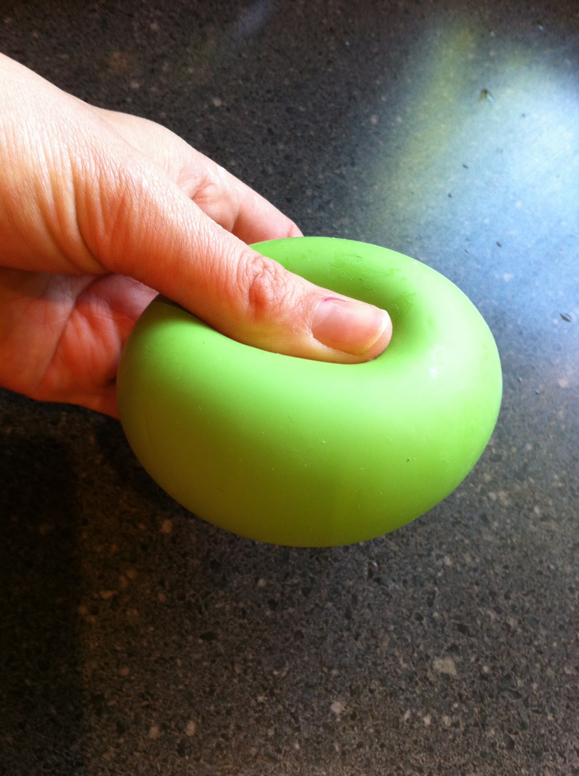 Mom And Kids: Squeezy Ball