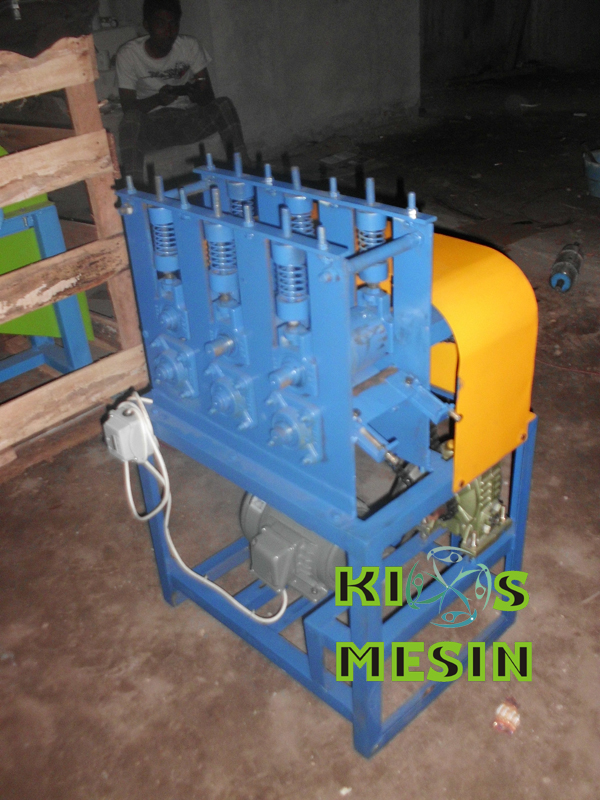 MESIN IRAT BAMBU ATAU MESIN PEMBELAH BAMBU UNTUK KERAJINAN | Ngawi Cyber