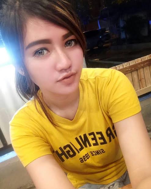 Oza Moza, PNS Cantik yang berparas Aduhai - INSOPEDIA