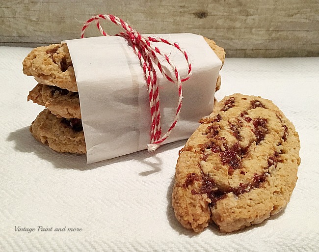 Grandma's Decadent Date Bar Cookie Recipe | Vintage, Paint and more...