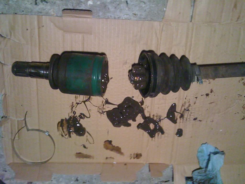 Ford Falcon XR6 Turbo buildbook.: GRAUNCH!!! - No Drive...?