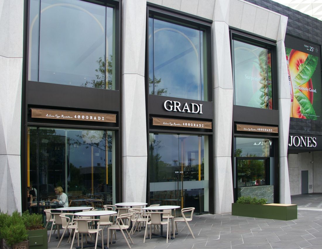 400 Gradi East, Ringwood by Benny - Eat and Be Merry Crew