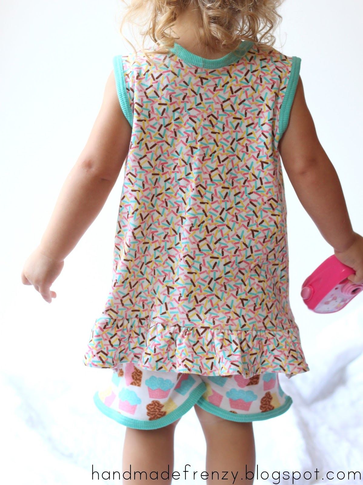 Summer PJs Tutorial / Handmade Frenzy