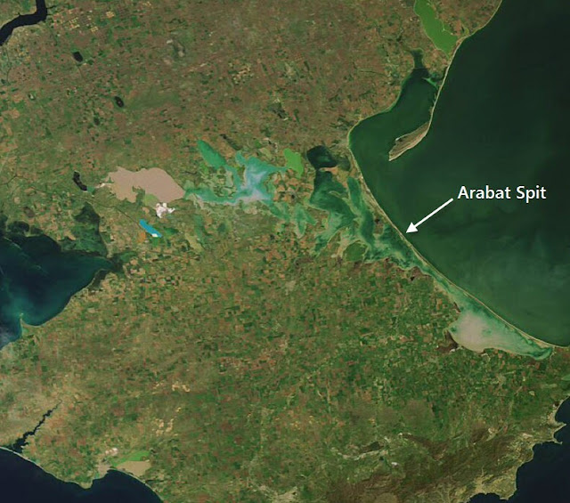 7 Most Spectacular Spits on Earth - STATIONGOSSIP