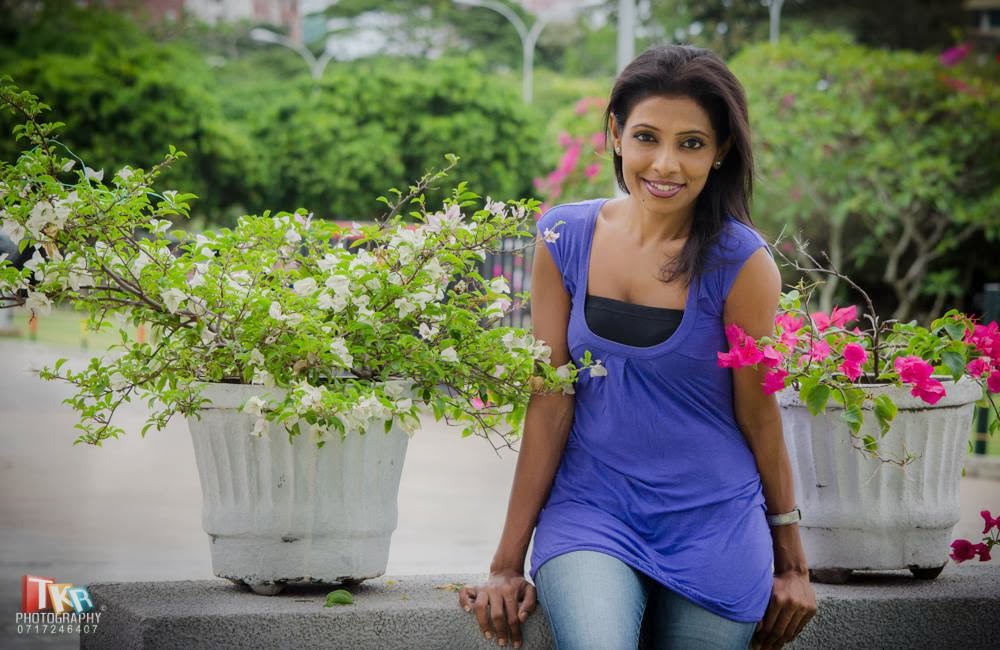 Nadeeka Priyadarshani | Pix by TKR Photography - Ceylon Stars