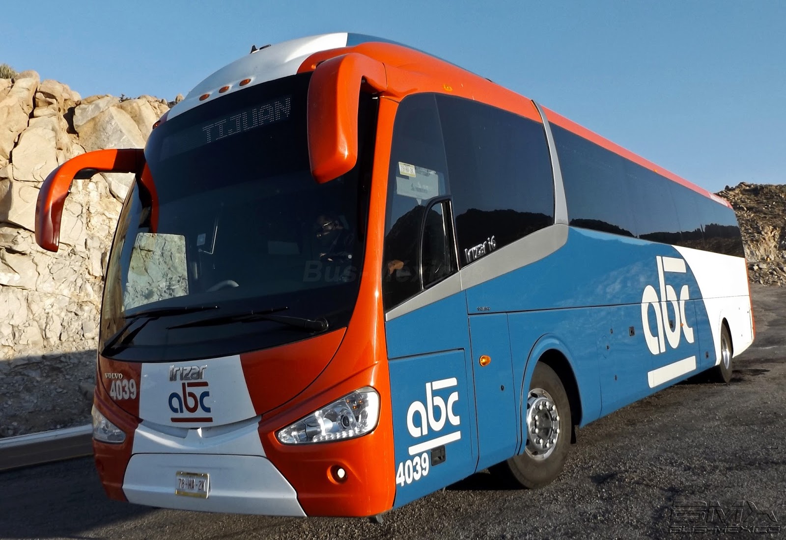 Autobuses de la Baja California: ABC Plus - Bus-México