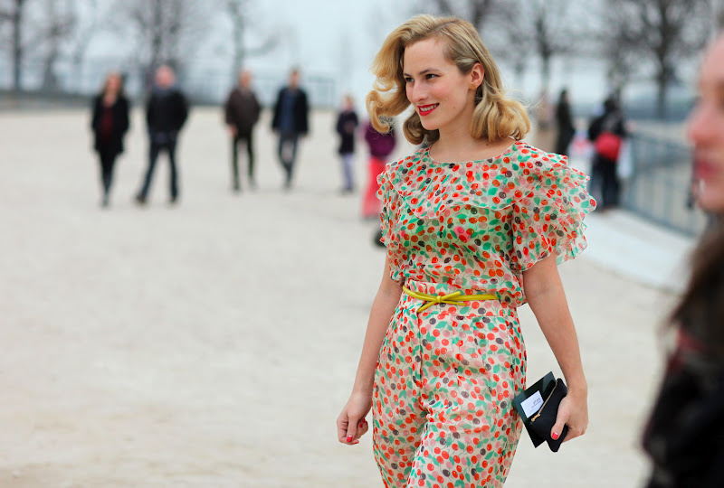 PARIS FASHION WEEK FALL 2012 - Street Style ~ Thread Ethic | Modest Fashion